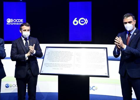 Sociale boodschap van Spaanse premier bij OESO-bijeenkomst Parijs ...